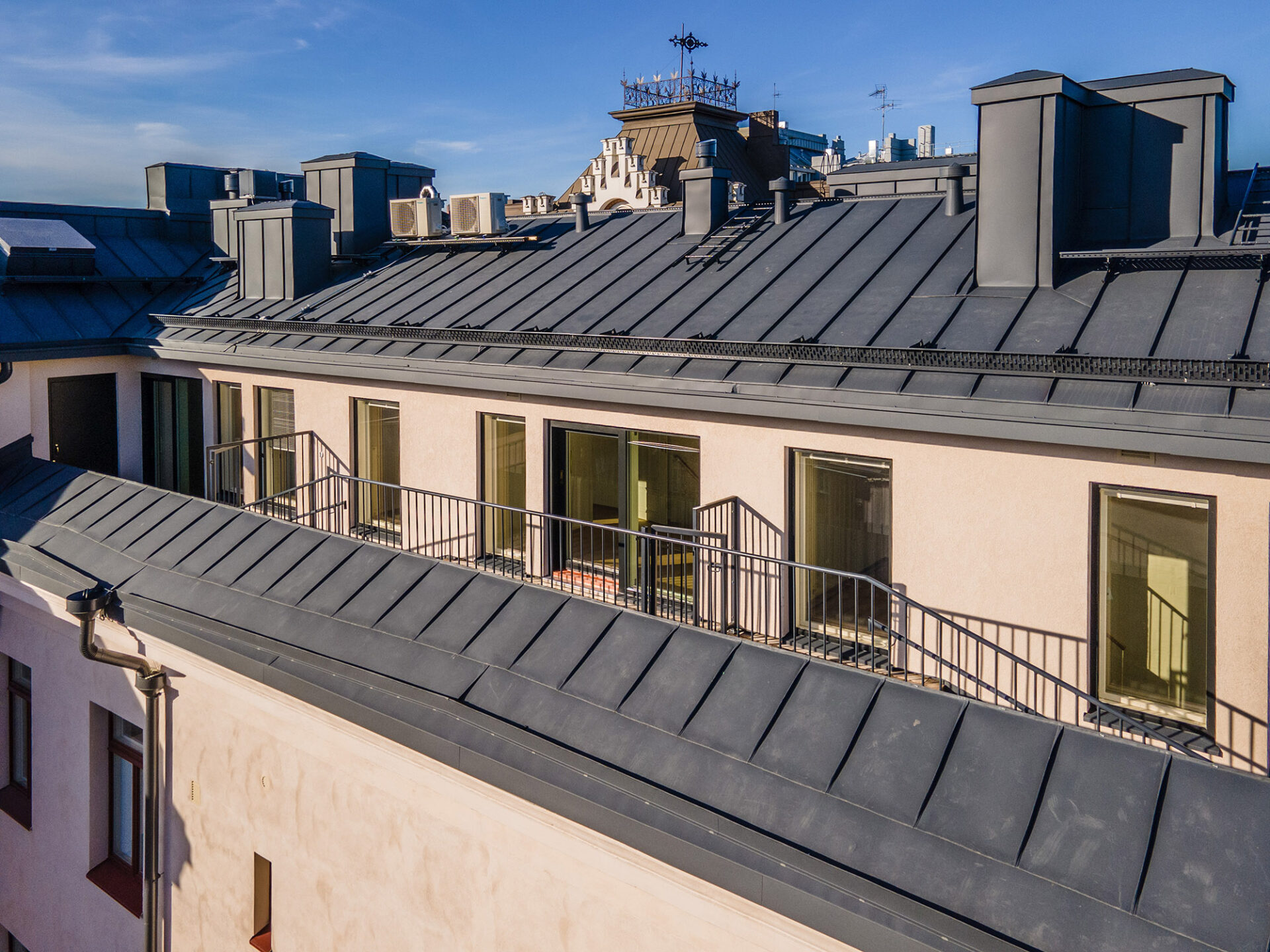 Eerikinkatu 4 - Pylon